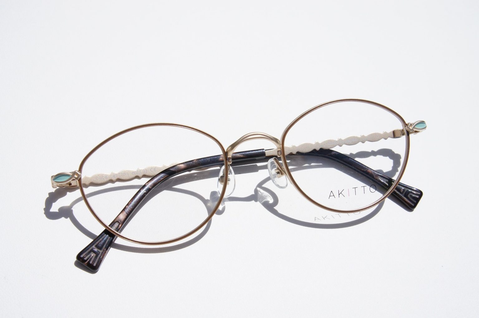 AKITTO cot4 - Opt Hori